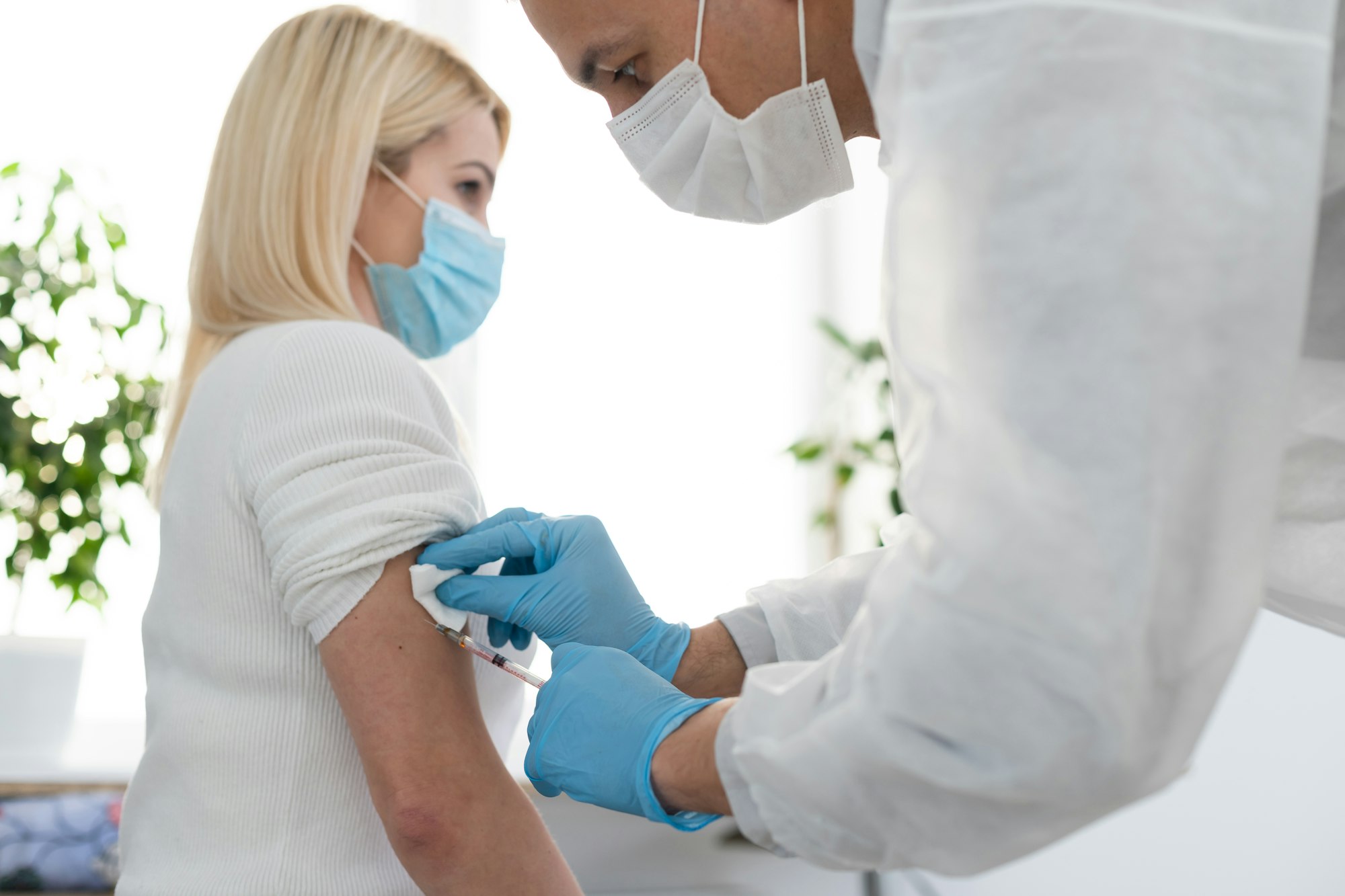 ΣΥΧΝΕΣ ΕΡΩΤΗΣΕΙΣ ΓΙΑ ΤΟ ΕΜΒΟΛΙΟ ΓΡΙΠΗΣ | Dr. Σφήκας Γεώργιος